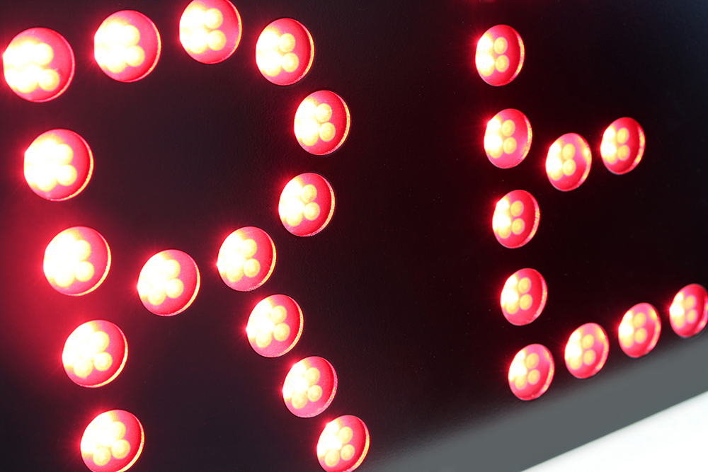 RED SIGNAL AHEAD 1 - Orange Traffic inc.