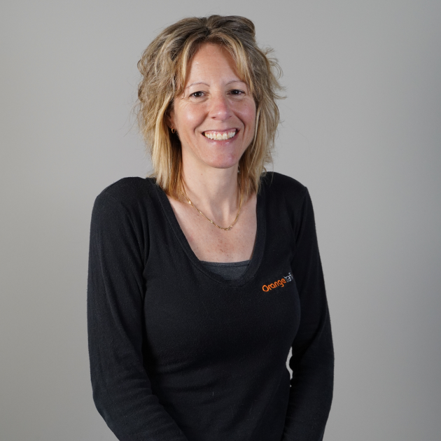 Caroline Dubé@2x - Orange Traffic inc.