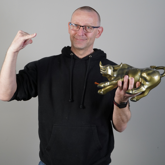 Gregory Royer, ing. hover@2x - Orange Traffic inc.