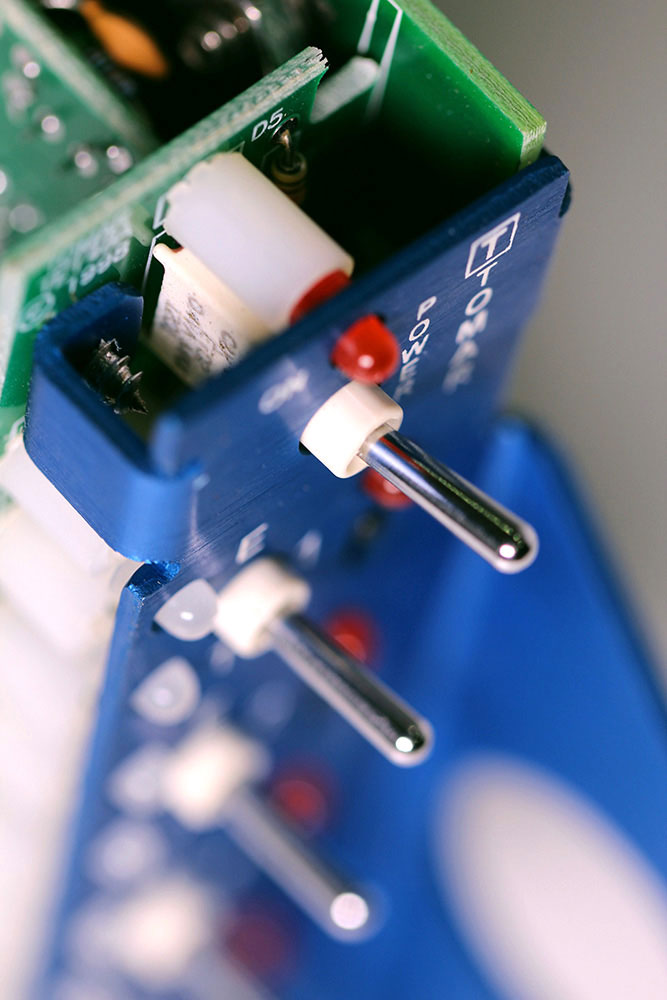 Tomar 4140 Optical Signal Processor - Orange Traffic inc.